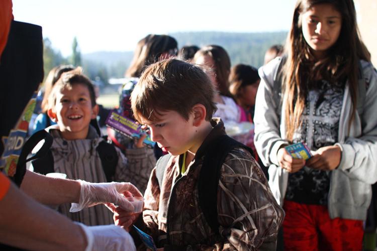 Chiloquin Elementary celebrates National Walk and Bike to School Day ...