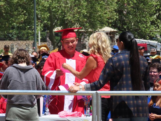 'Make it rain': Graduation Sensation ceremony awards record breaking ...