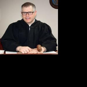 Odd news: Judge holds self in contempt for his smartphone | Breaking ...