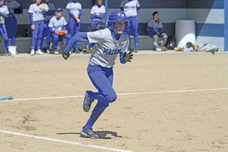 Mazama softball forces split | Sports | heraldandnews.com