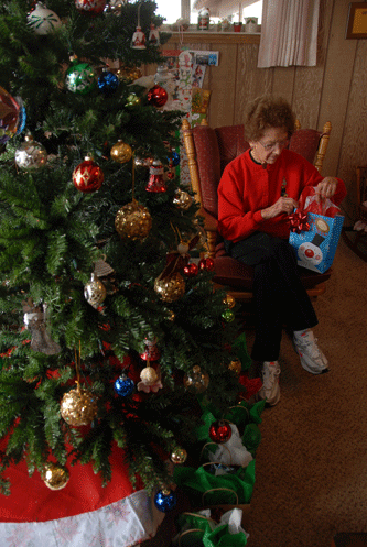 The Horsley family gathering is a tradition that spans more than half a ...