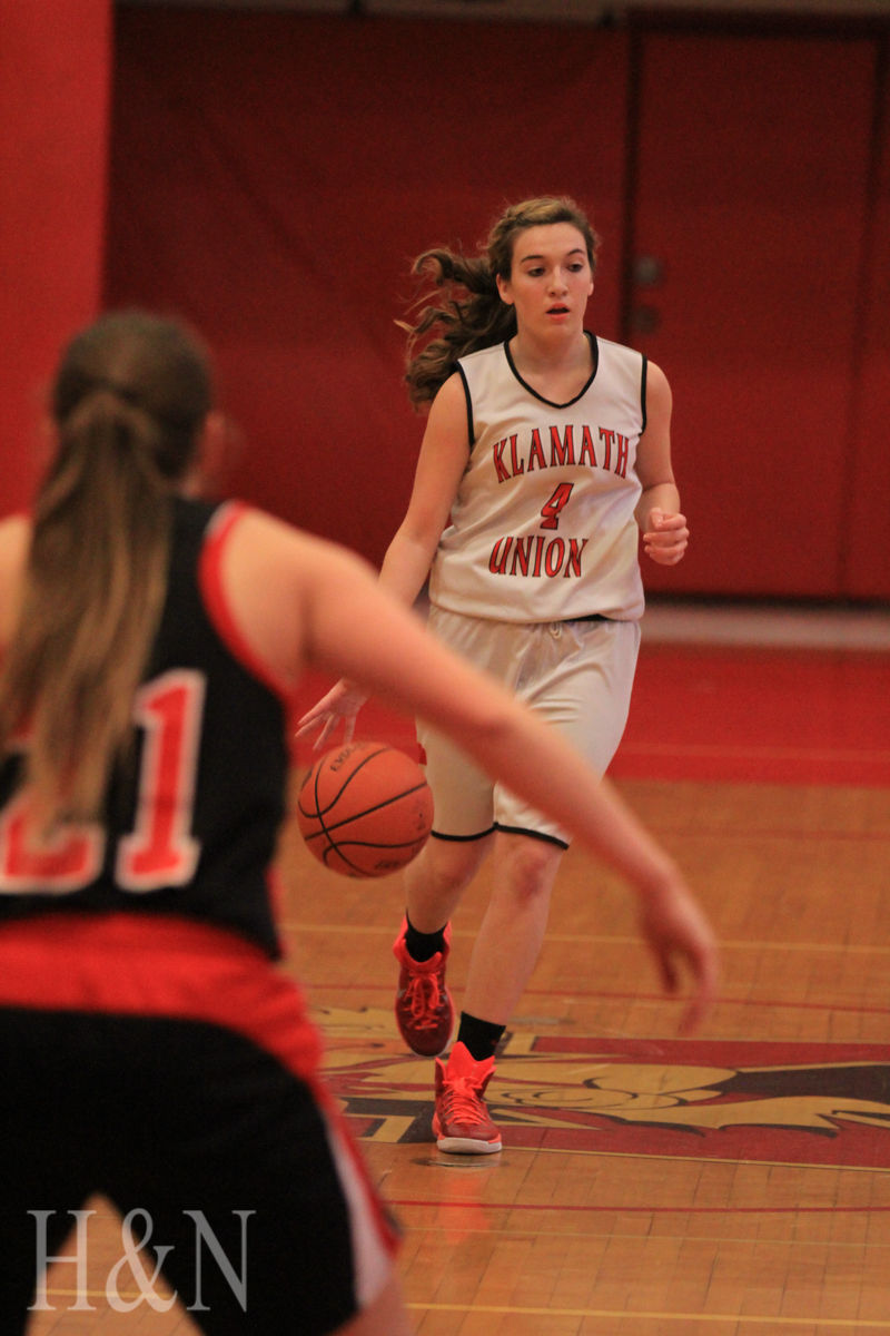 Tillamook at Klamath Union girls basketball | Gallery | heraldandnews.com