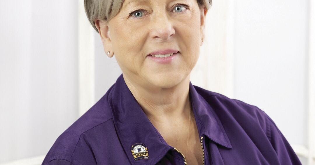 Fisher Nicholson CEO Debra Gisriel earns Distinguished Service Award ...