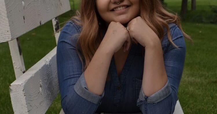 Izabella Rose Mclain | Lake View High School | heraldandnews.com