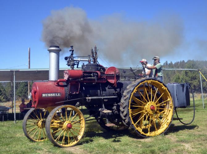 Hildebrand Threshing Bee brings antique farm equipment back to life ...