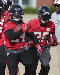 devonta freeman salary