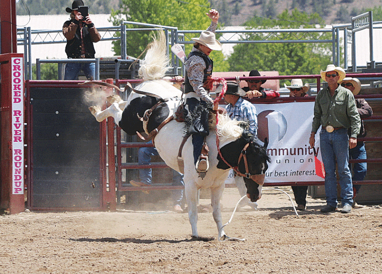 Jefferson State rodeo team riding high | High School | heraldandnews.com