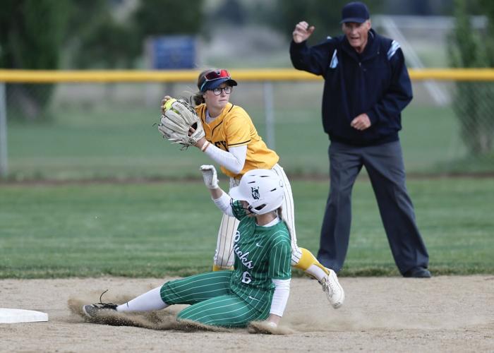 Klamath Basin roundup: Henley High softball, baseball teams advance to ...