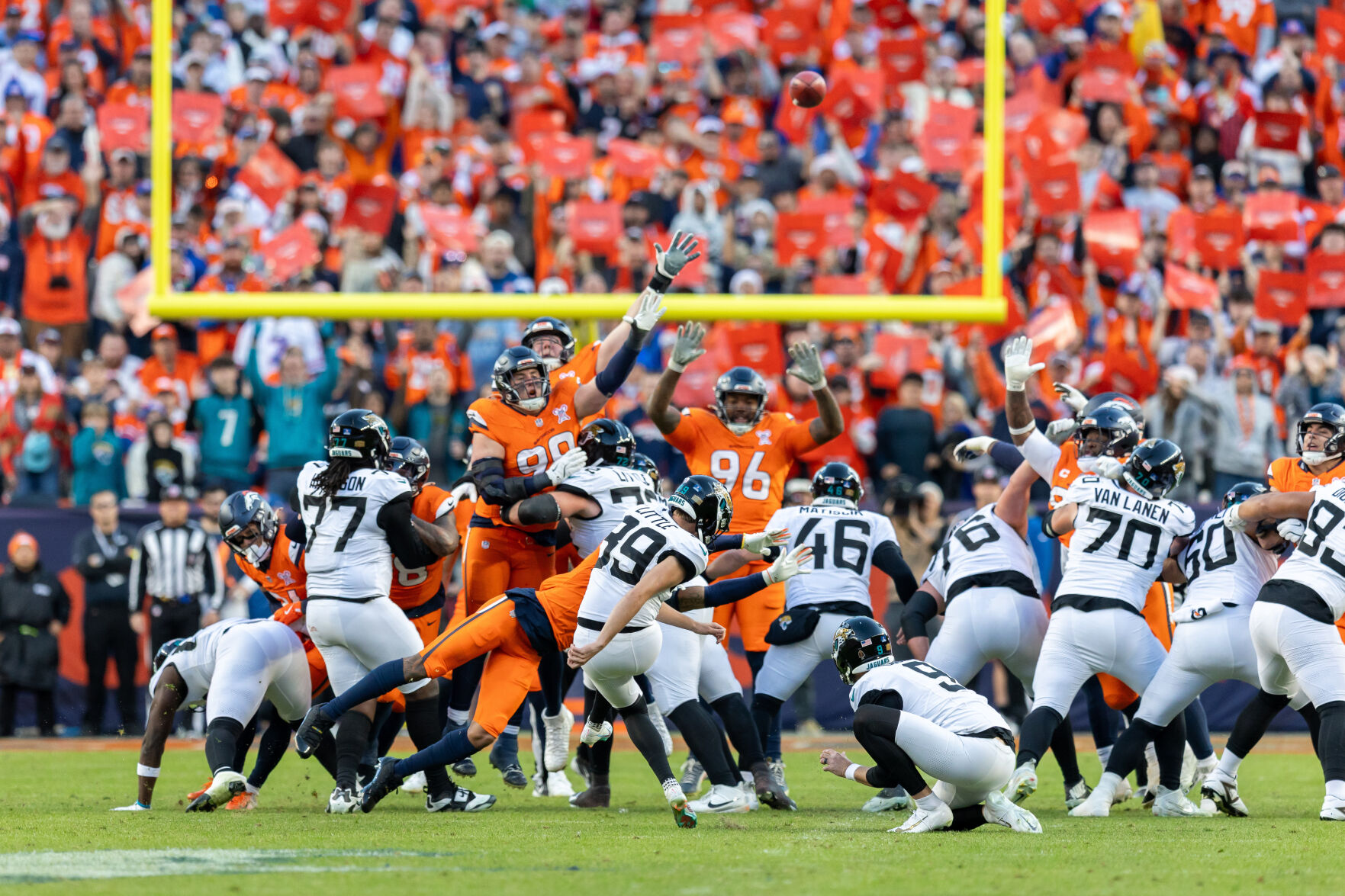Jaguars Broncos Football | Associated Press | heraldandnews.com