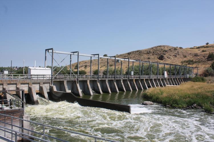 Reclamation increases dam flows to aid Klamath River salmon | News ...
