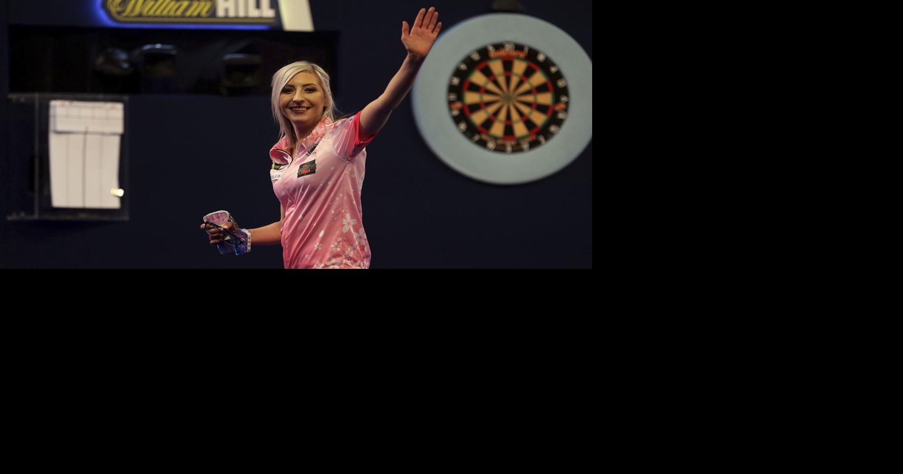 Bullseye: Female darts player breaks down gender barrier | Sports ...