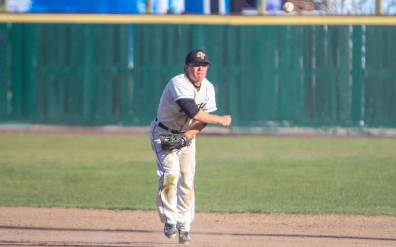 Hustlin' Owls defeated | Sports | heraldandnews.com
