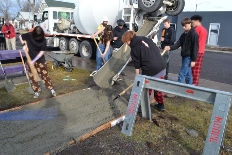 Eagle Ridge and Ponderosa students construct sidewalk with donated ...