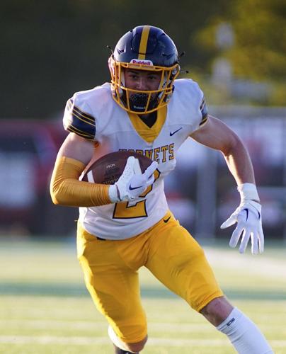 Prep football: Henley makes another trip to Seaside, comes away with ...