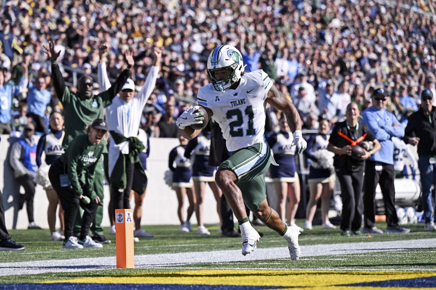 New Oregon running back Makhi Hughes ‘can do it all,’ former Tulane ...