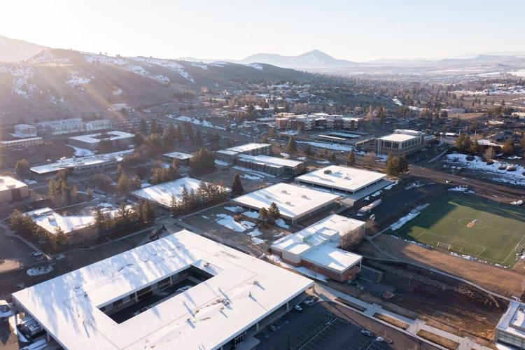 Oregon Tech proposes new state med school to address rural physician ...