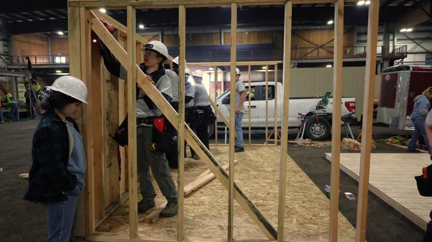 Eagle Ridge New Tech students build shed, showcase skills at Build My ...
