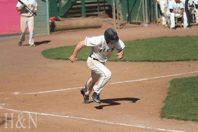British Colombia University at Oregon Tech baseball | Gallery ...