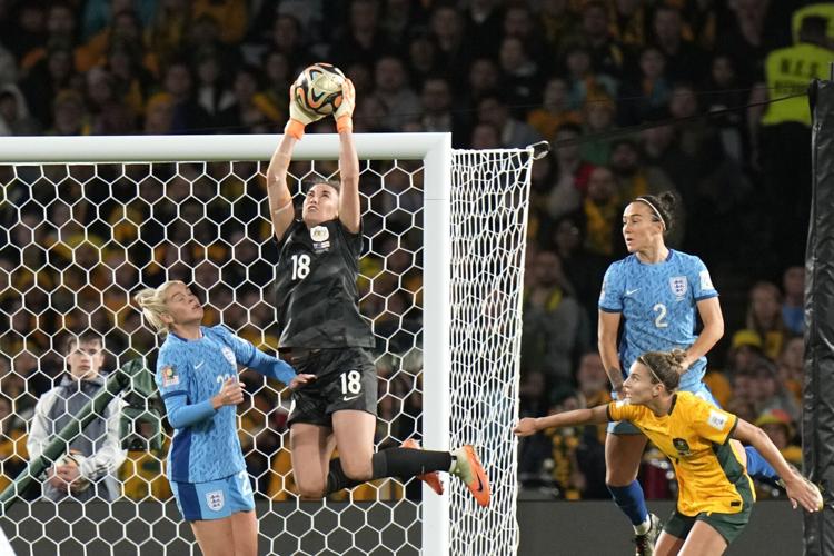 Portland Thorns sign Australian goalkeeper Mackenzie Arnold | Sports ...