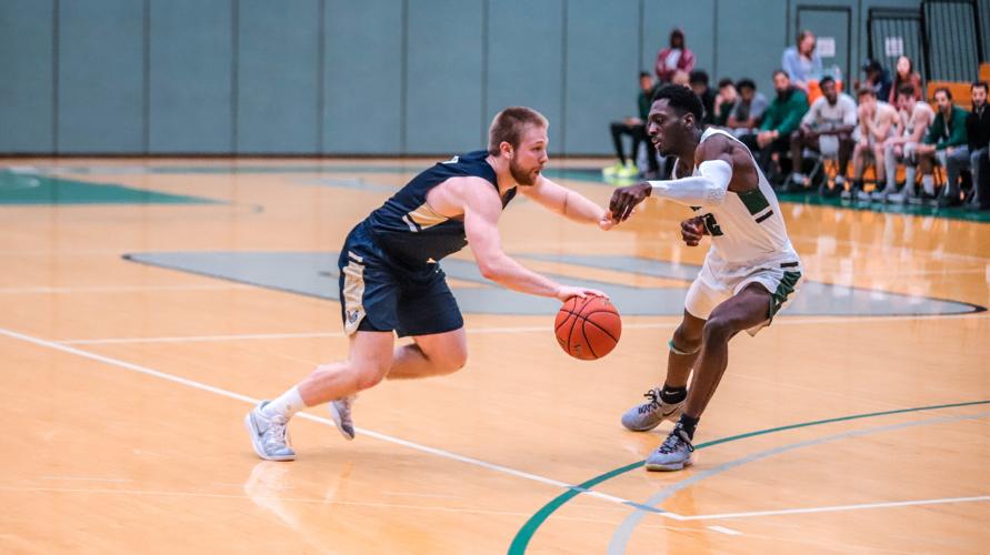 Fink turns lone offer into career for the ages | Sports | heraldandnews.com