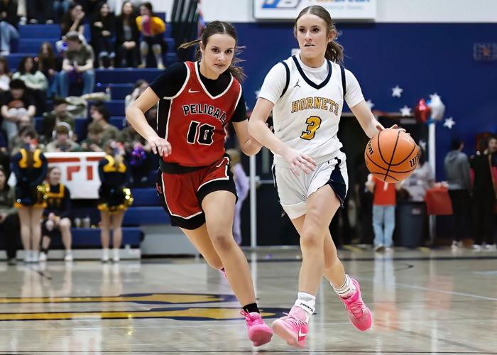 Klamath Basin roundup: Henley girls cruise to another Skyline ...