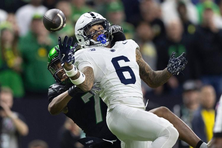 College Football Playoff is a family affair for Oregon cornerback ...