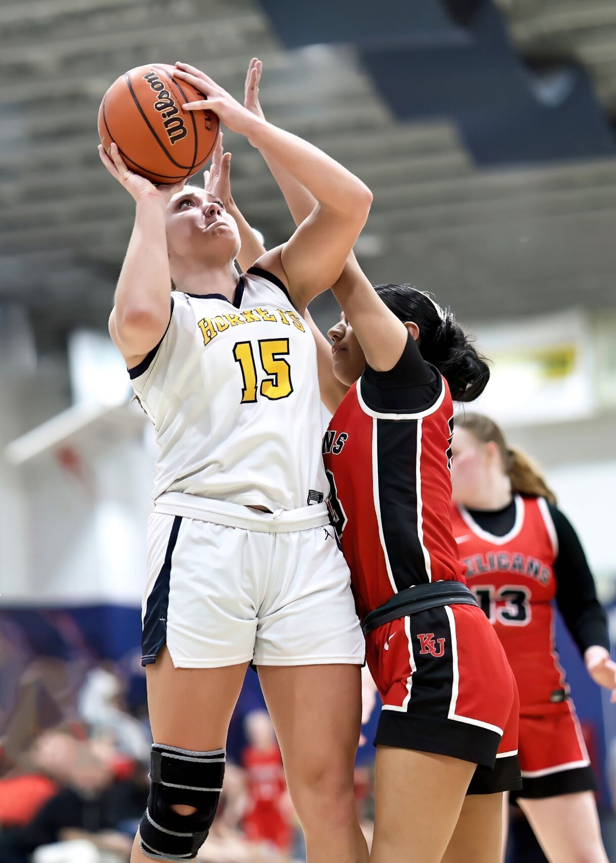 Klamath Basin roundup: Henley girls cruise to another Skyline ...