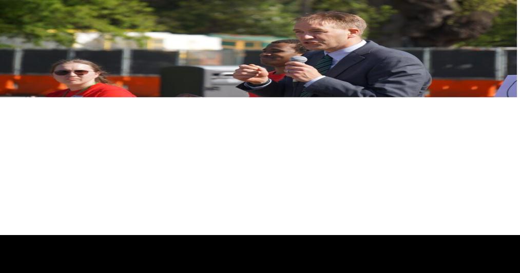 Oregon state Treasurer Read prepares to enter secretary of state race ...