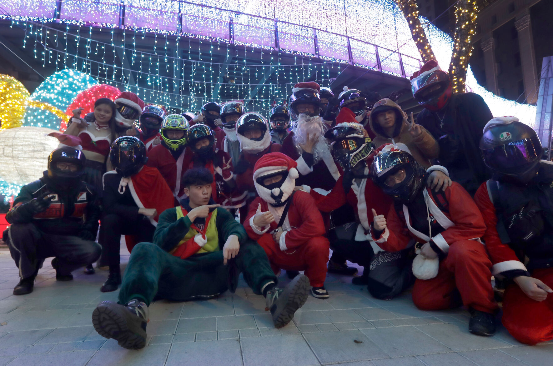 Taiwan Christmas | Associated Press | heraldandnews.com