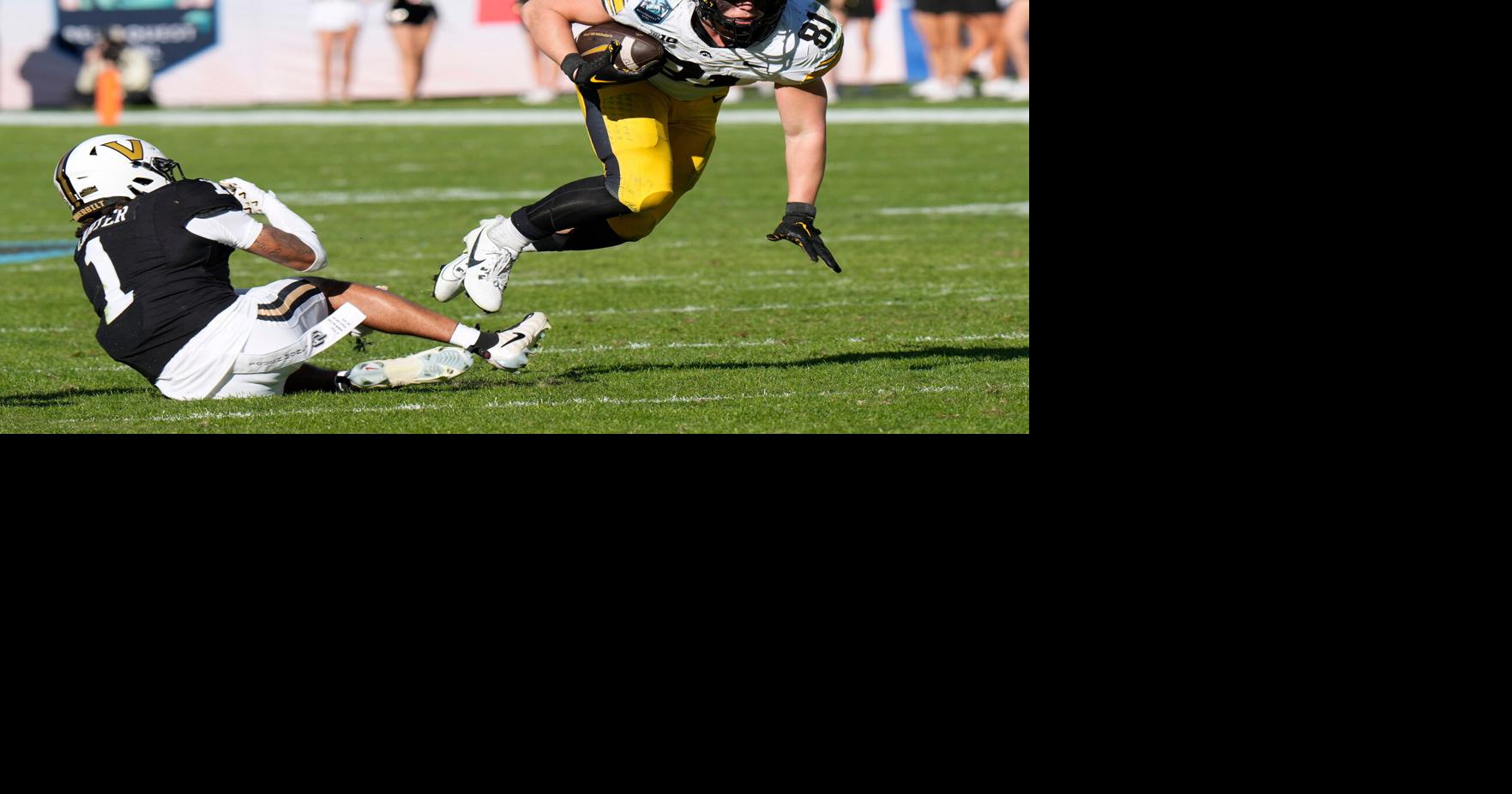 ReliaQuest Bowl Football | Associated Press | heraldandnews.com