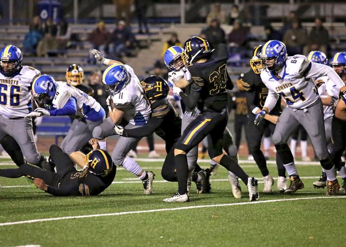 Prep football: Henley uses second-half surge to beat Crook County, move ...