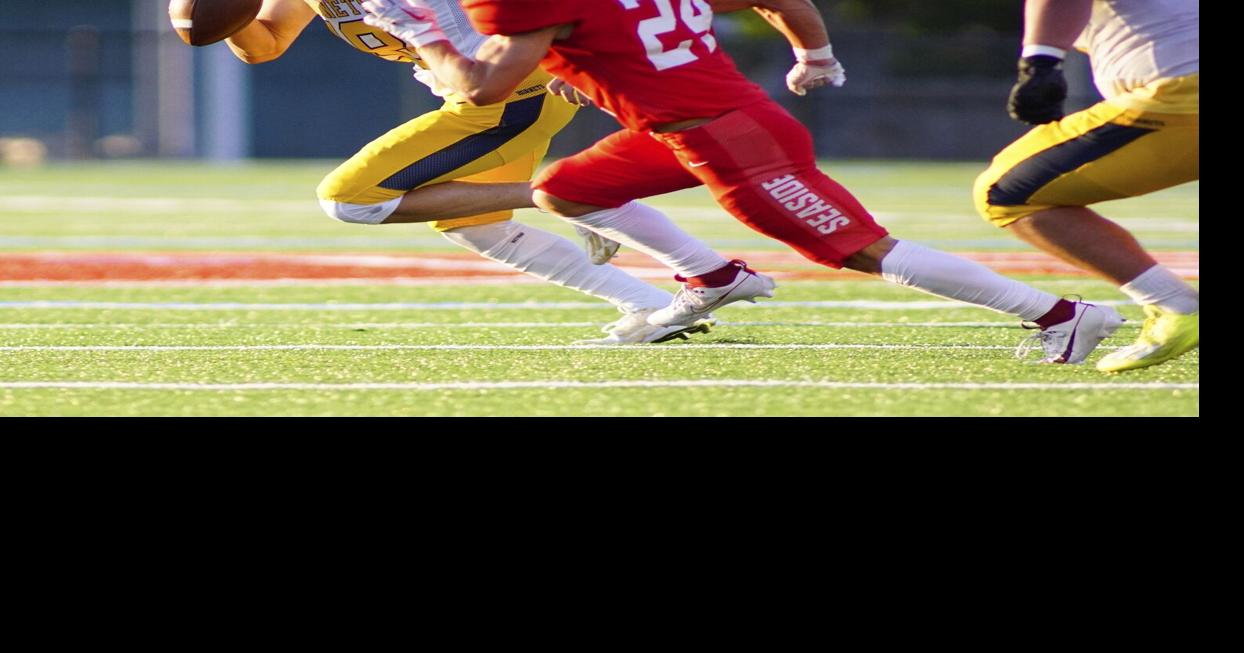 Sophomore Joe Janney leads the Henley football team to a strong start ...