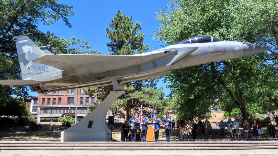 Klamath Falls' F-15 jet display receives dedication ceremony on ...