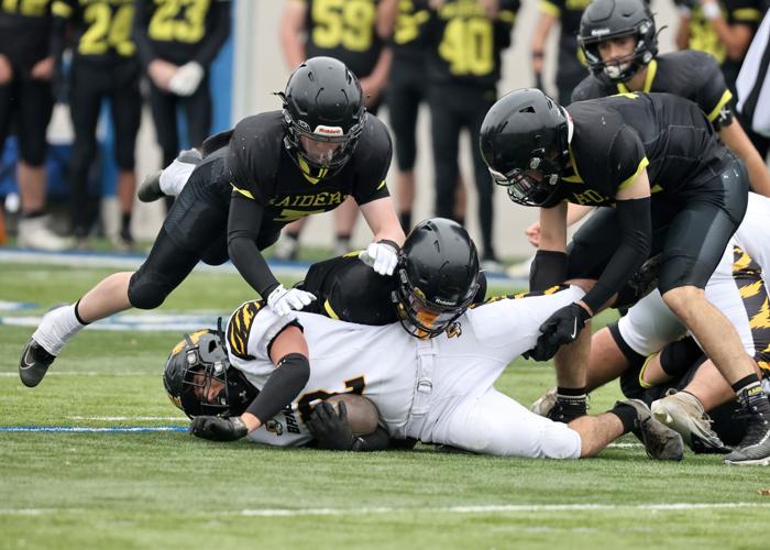 UPDATE: Oregon state football championships: Henley, Lost River ...