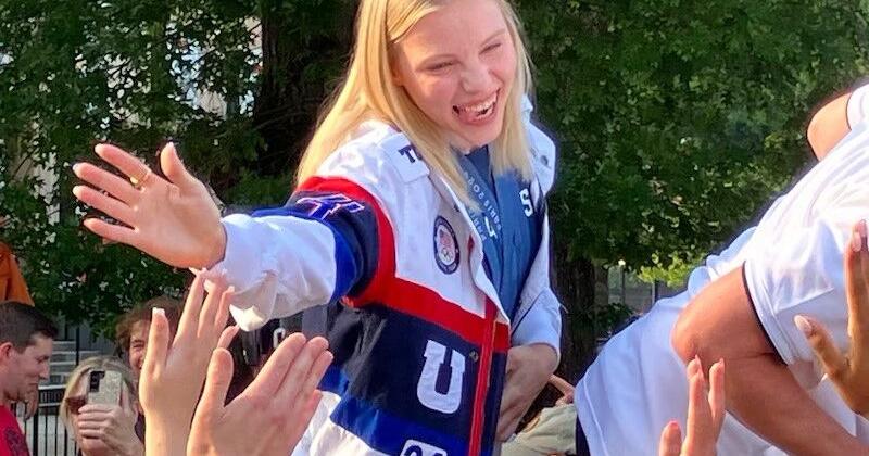 Olympic gold medalist Jade Carey announces she’ll return to Oregon ...