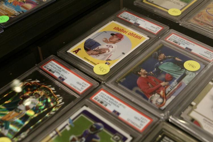 Small Town Cards Show highlights draw of collecting | News ...