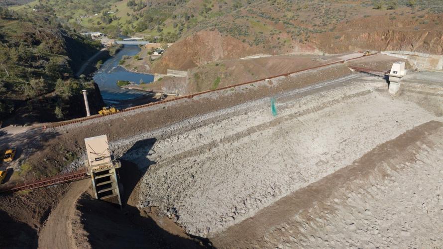 'Milestone among milestones': Klamath River dams removal gets the green ...