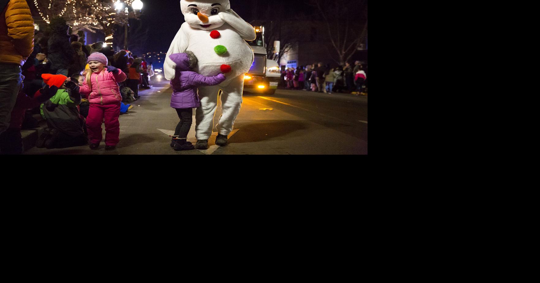 Snowflake Parade boasts biggest year ever | News | heraldandnews.com