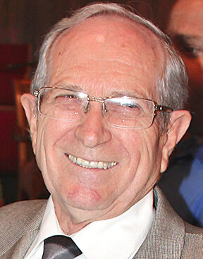 Former mayor, school board president Charles Sivley passes away | Local ...