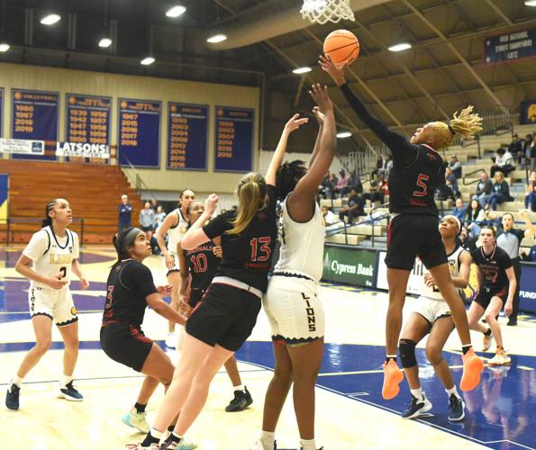 Texas A&M-Commerce wins two Southland Conference basketball openers ...