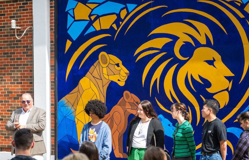 Leaving Their Mark: Graduating artists unveil new lion mural at ETAMU ...