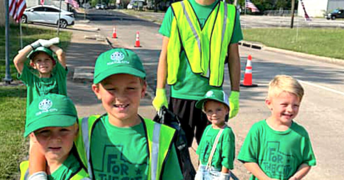 Handy volunteers with For the City to help those in need this week ...