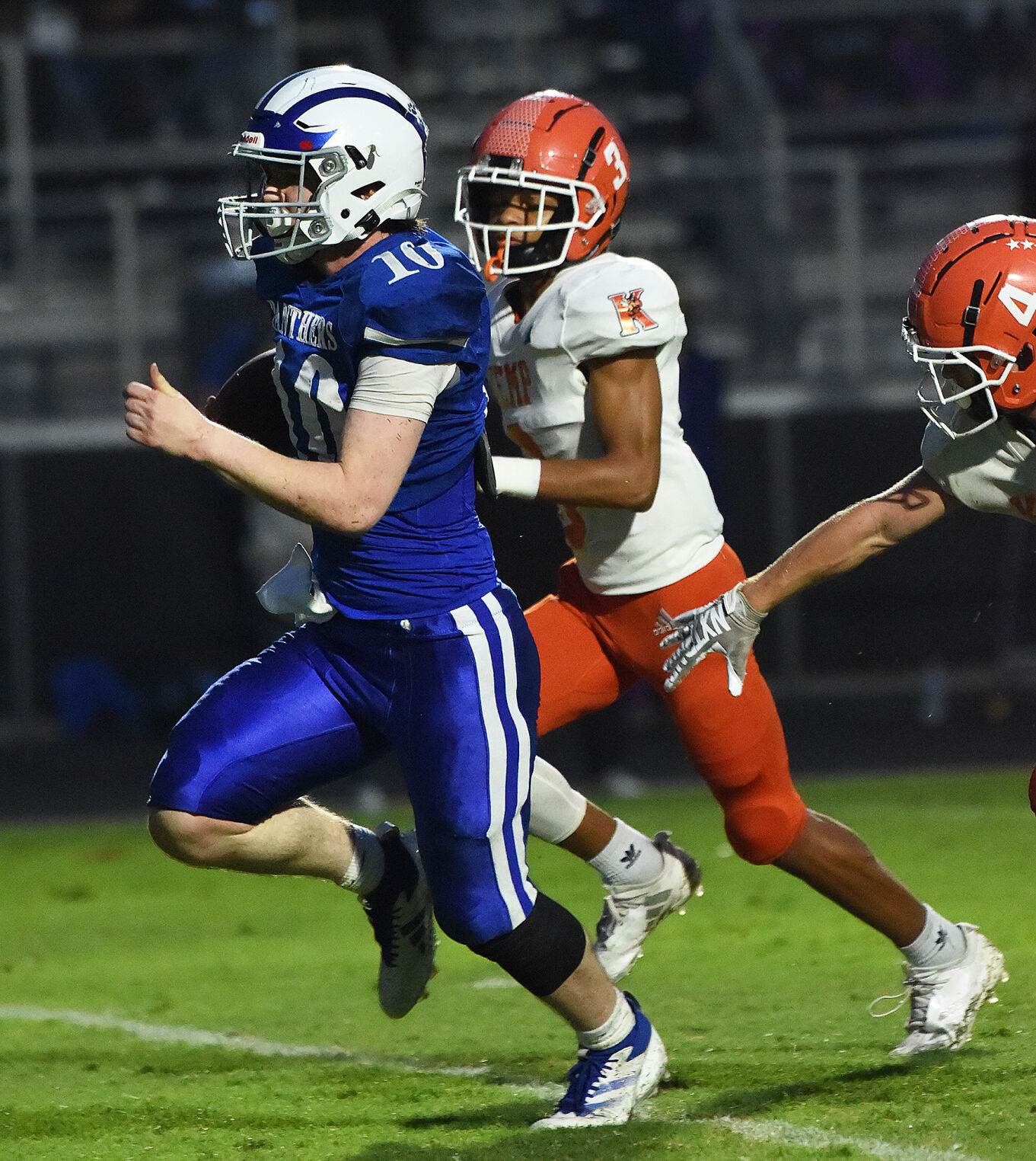 Football roundup: Quinlan Ford, Commerce, Wolfe City, Cumby, Fannindel ...
