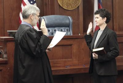 County officials take oath of office | News | heraldbanner.com