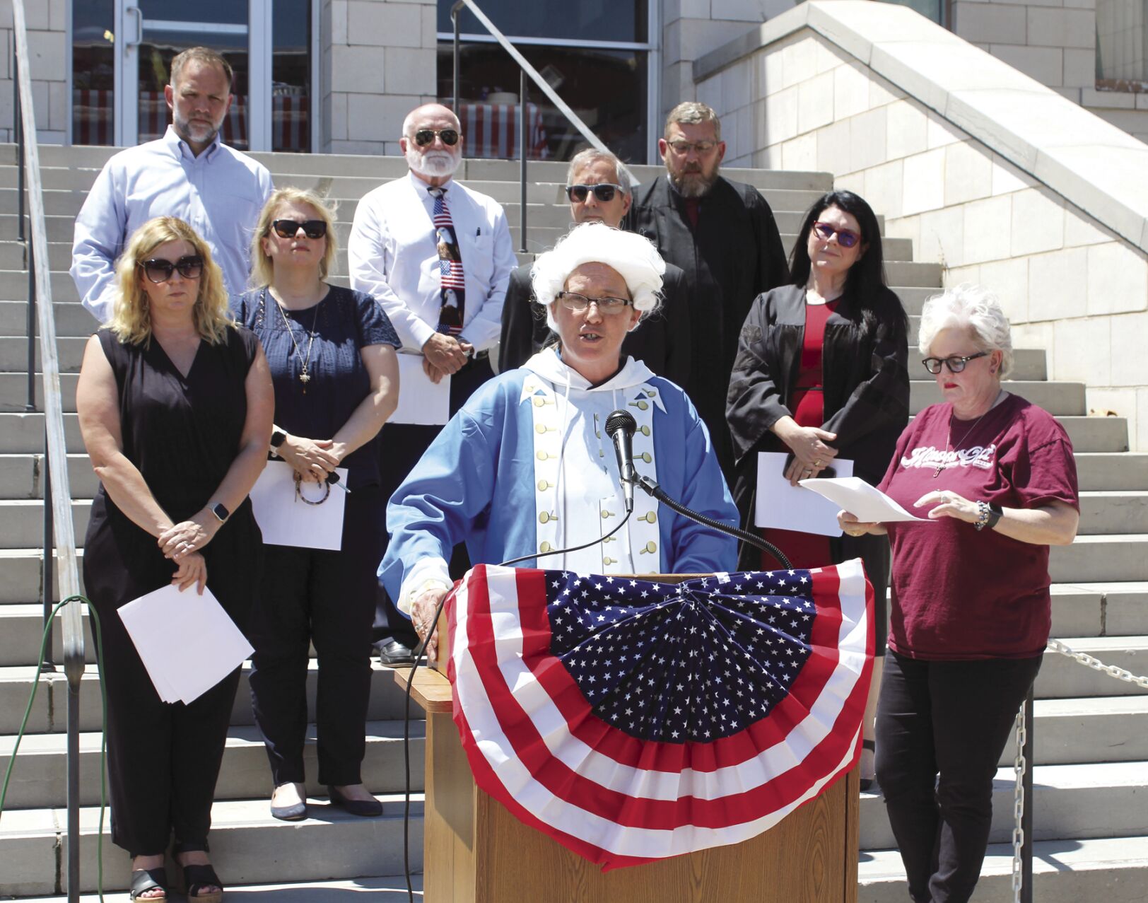 Hunt County attorneys, judges recite the Declaration of Independence ...