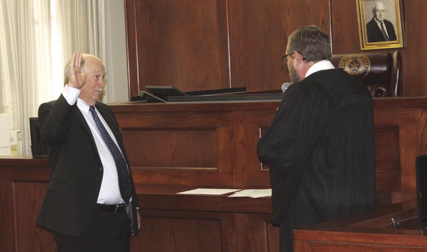 Hunt County Judge, other candidates take oaths of office | Local News ...