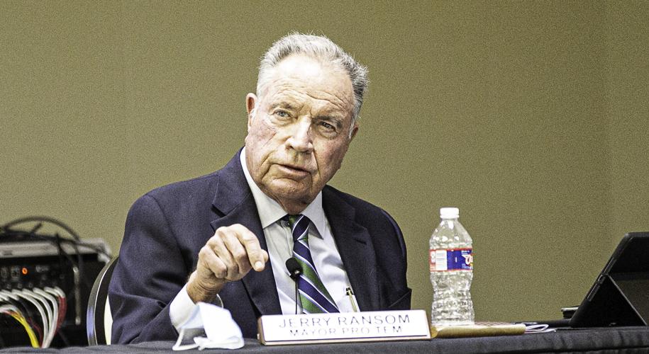 Mayoral matchup: More than 600 have already cast ballots, will ...