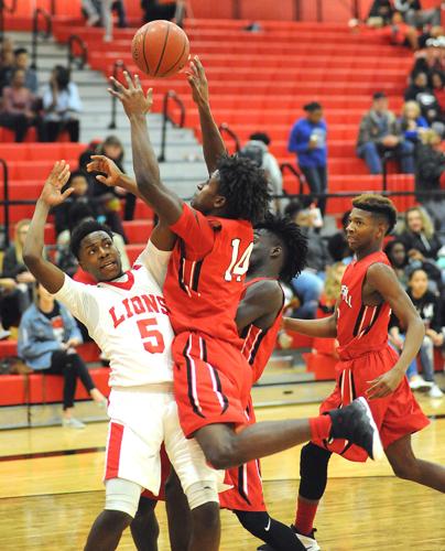 Basketball roundup: Marshall beats Lions; Quinlan girls clinch 12-4A ...