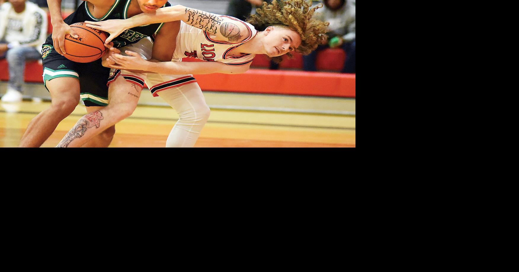 Mesquite Poteet Pirates clamp down on Greenville Lions | Sports ...