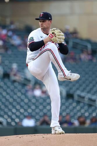Twins beat Davis Martin and the White Sox 6-4 with a bottom-of-the ...